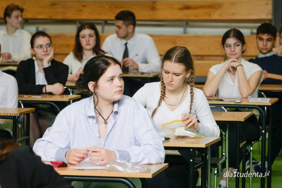 Matura z języka polskiego 2025 [Arkusze i odpowiedzi] - co na maturze z ...