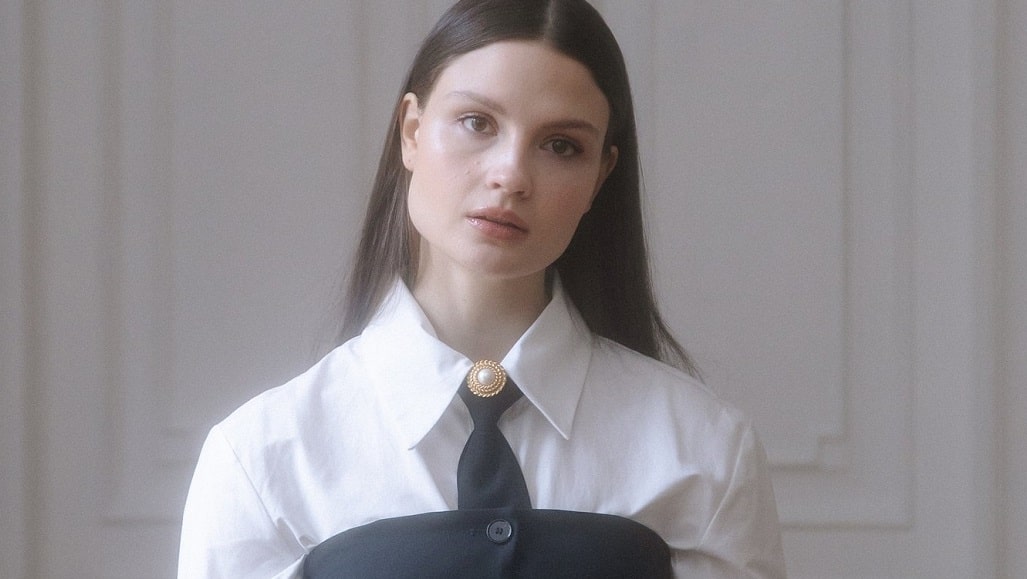 Julia Rocka w zupełnie nowym wydaniu, czule i delikatnie [WIDEO ...