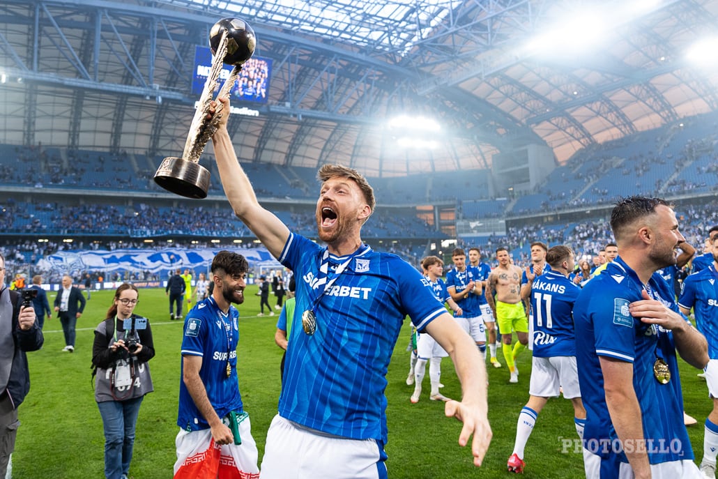 Lech Poznań mistrzem Polski w sezonie 2024/2025 [WIDEO] - mecz, Past ...