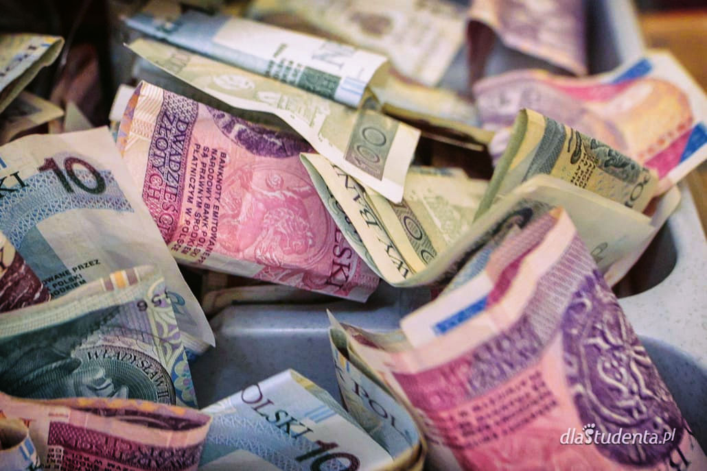 Wzrost minimalnej pensji w Polsce na 2025 rok: co zmieni się w ...