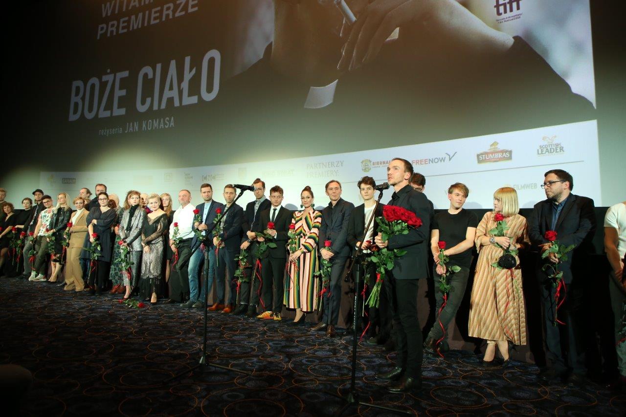 Plejada znakomitości kultury i sztuki na uroczystej premierze "Bożego ...