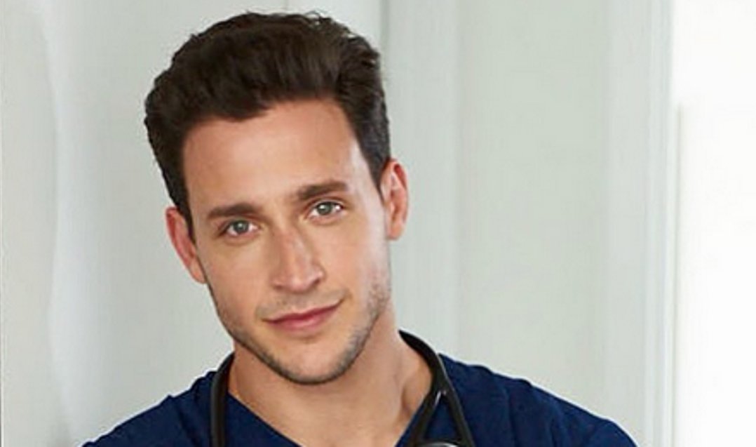 Mikhail Varshavski, czyli najseksowniejszy lekarz na świecie [ZDJĘCIA ...