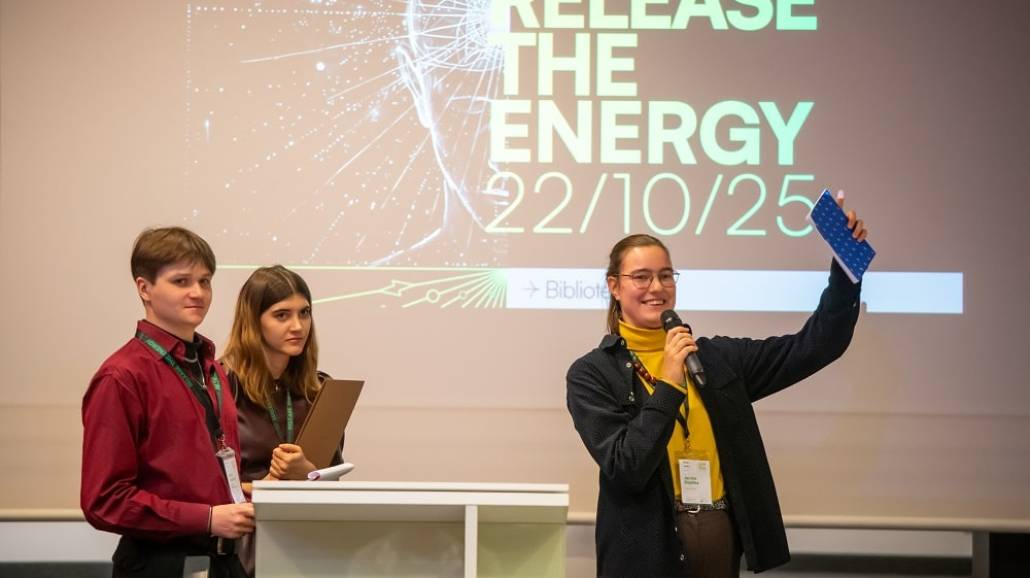 New Era Creators - oficjalny kick-off VI edycji "EkSoc startUP ...